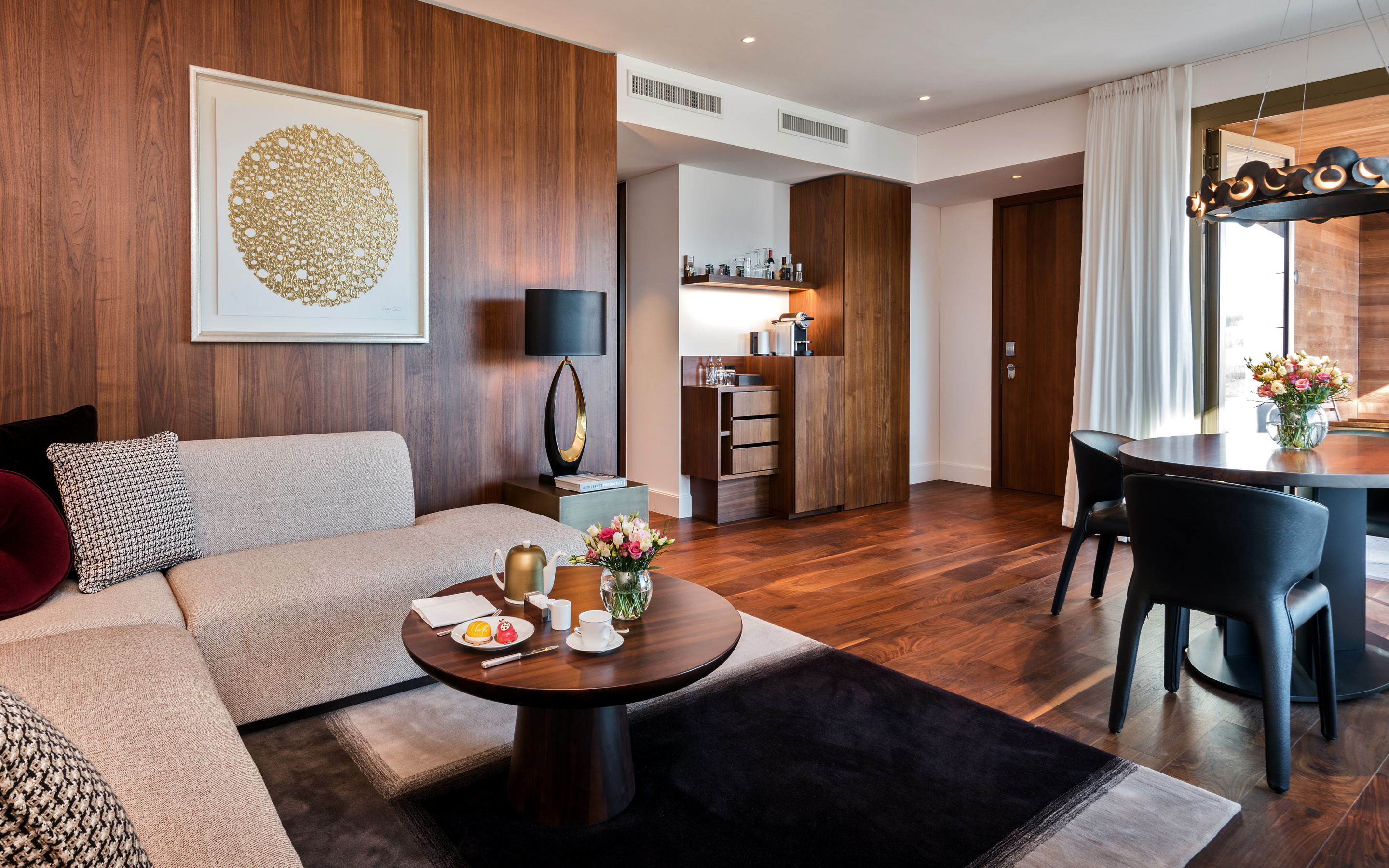 Contemporary Lake View Spa Suite| Bürgenstock Resort